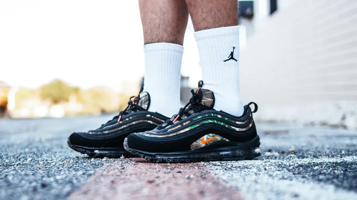 Tidak Lekang oleh Waktu, Ini 5 Rekomendasi Sepatu Nike Air Max Legendaris