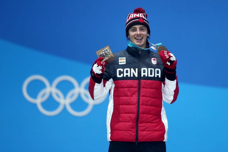 Sejarah Baru Terukir: Mark McMorris Amankan Medali Emas Snowboard ...